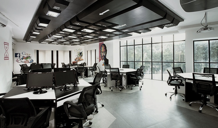 Space Efficient Workstations With The Right Interiors